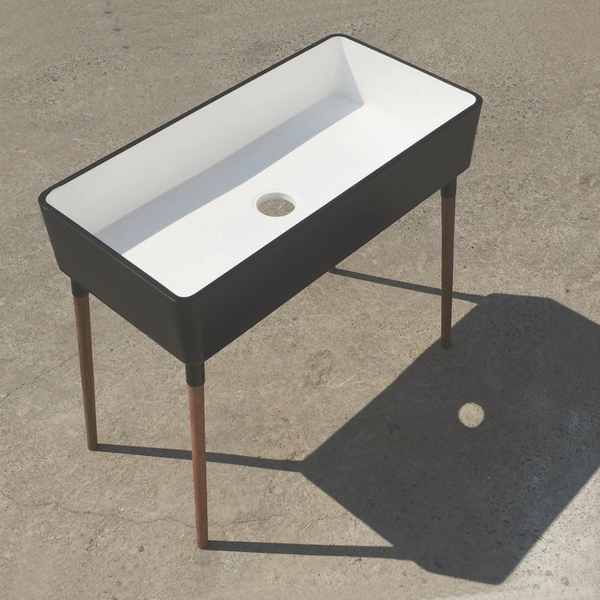 Giant Butler Basin on Meranti Legs – Spectiles